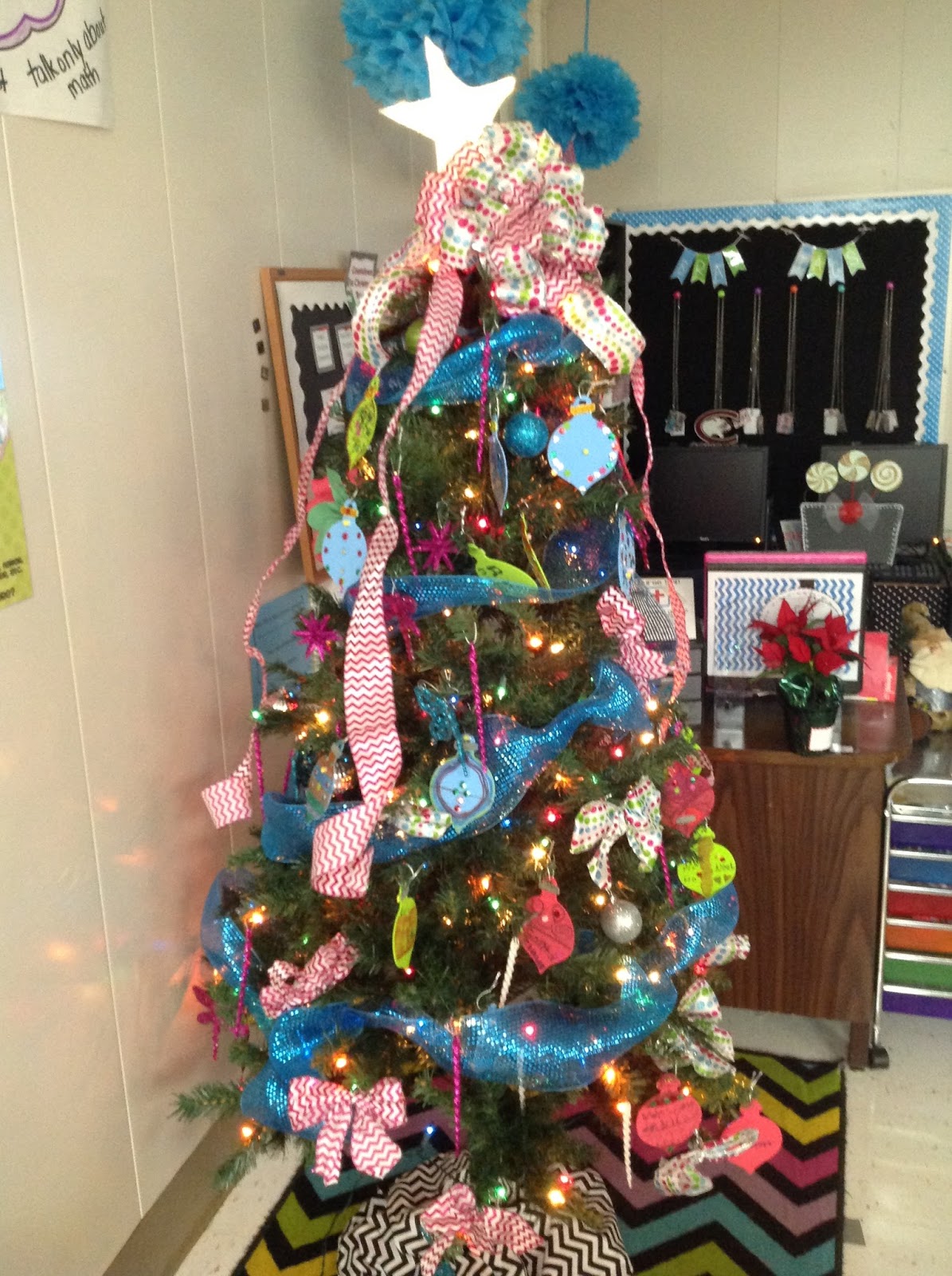 Deck the Classroom! - Ms. Rachel Vincent