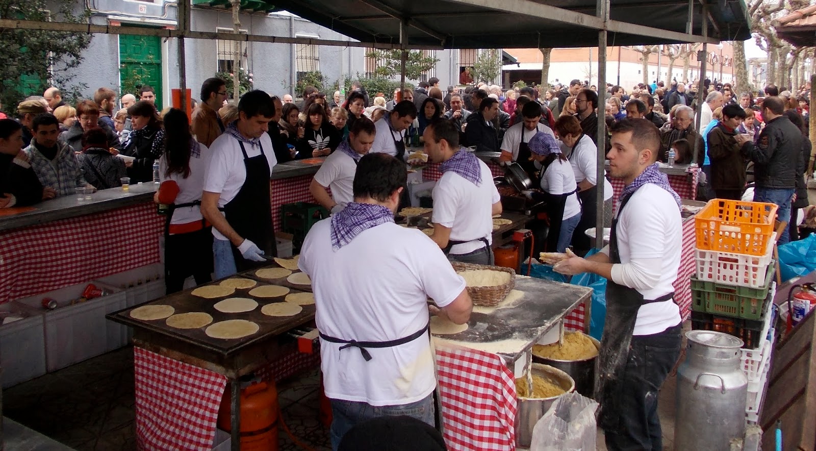 La feria agrícola y de artesanía llena San Vicente en el último día de ...
