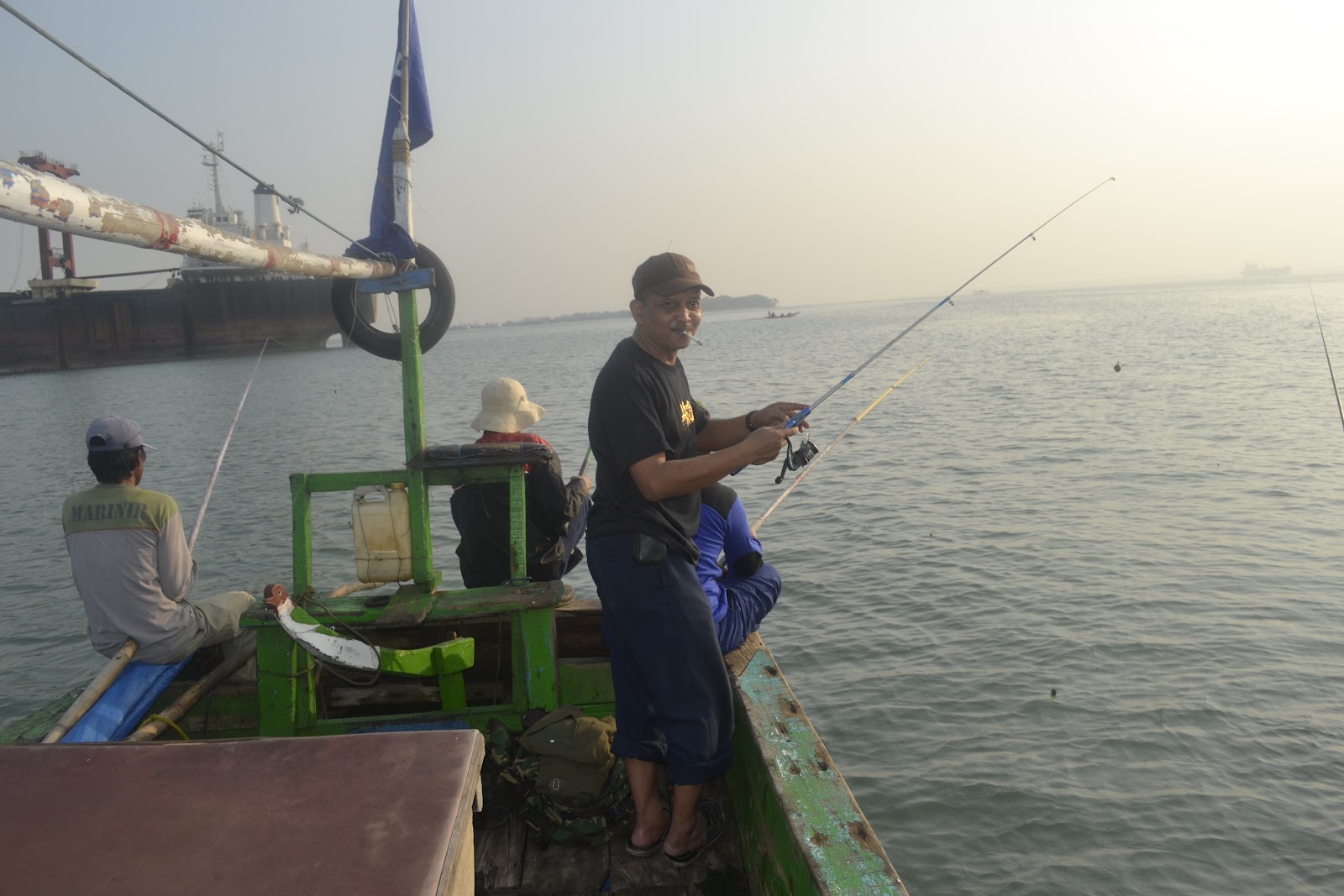 Mancing di Laut Mancing di Laut