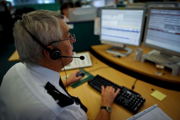 Dad Dials Emergency 999 Because He Wants A Lift In Rain And Police Oblige Africa Eagle dad-dials-emergency-999-because-he-wants-a-lift-in-rain-and-police-oblige-africa-eagle