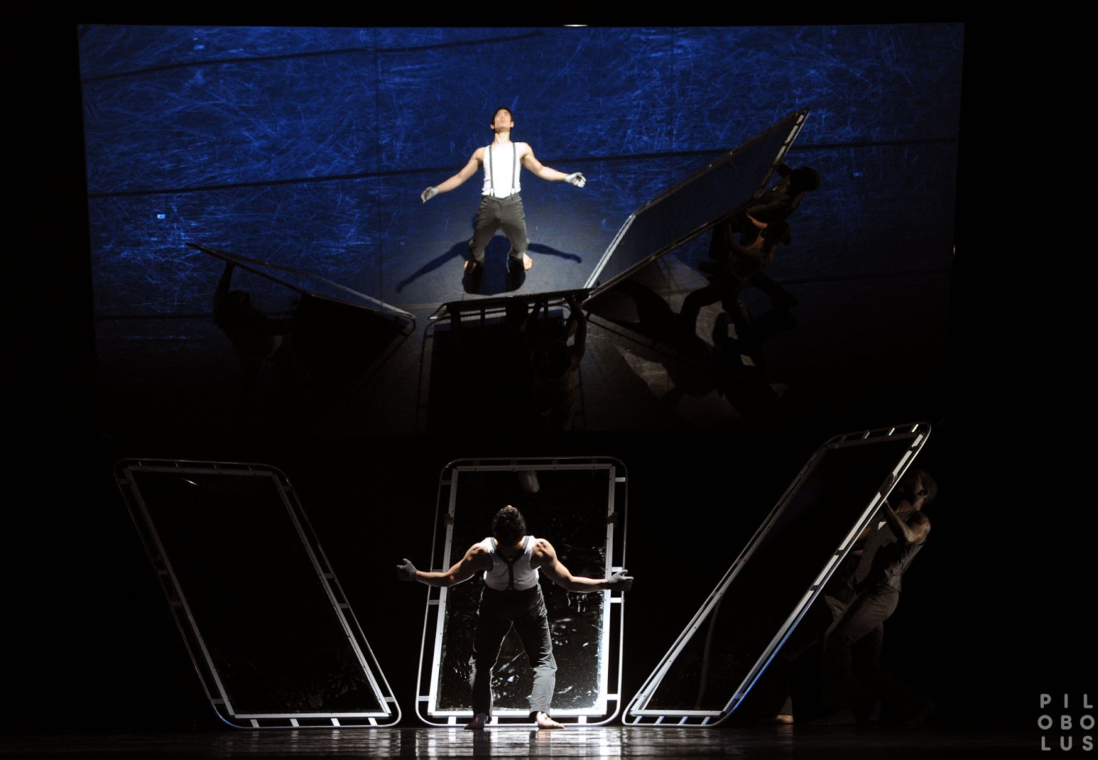 Pilobolus Provides a Trove of Delights | SeattleDances