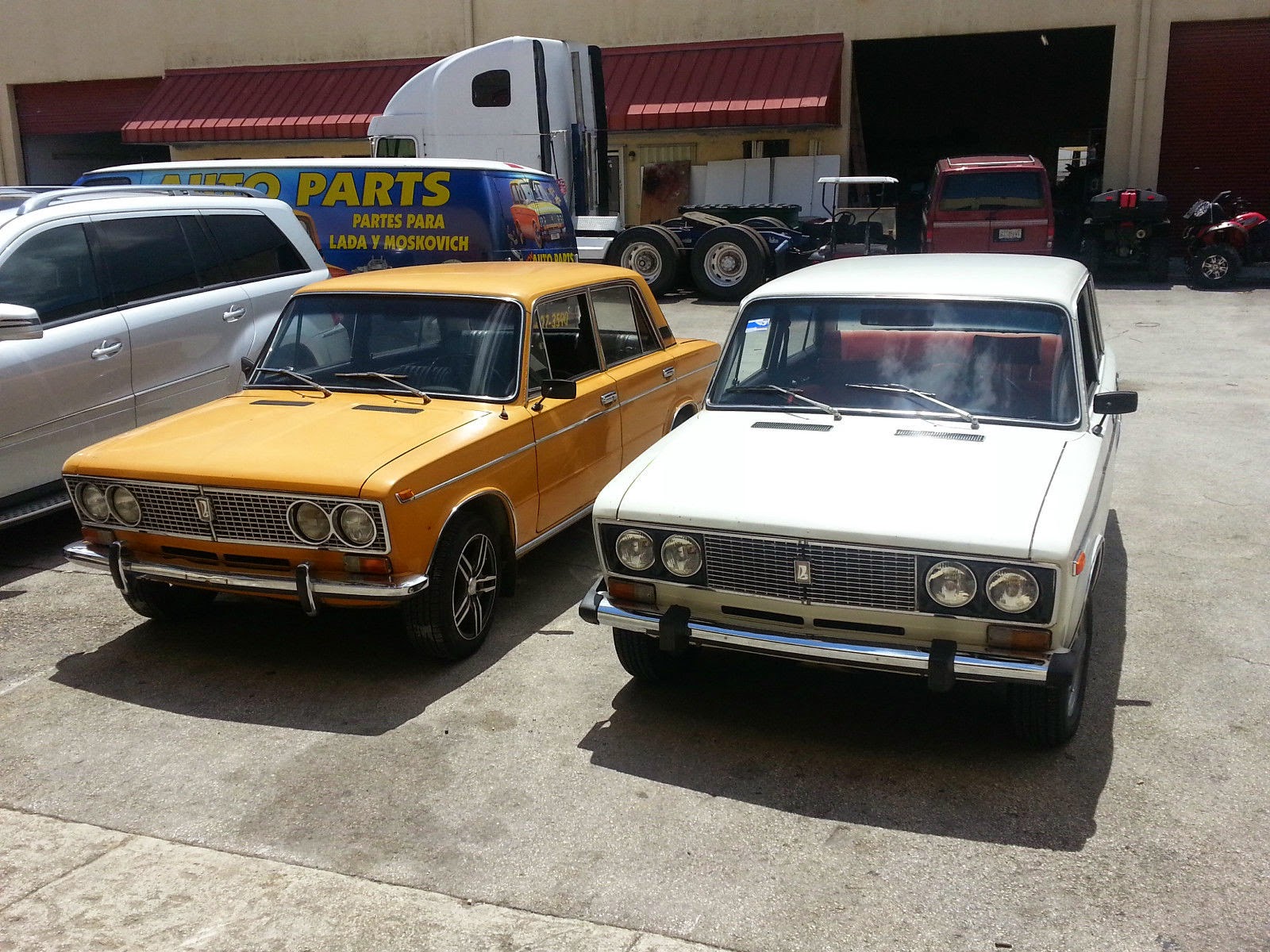 10k: Take Your Pick: 1980 VAZ-2103 or 1981 VAZ-2106 (Lada 1500/1600) - DailyTurismo