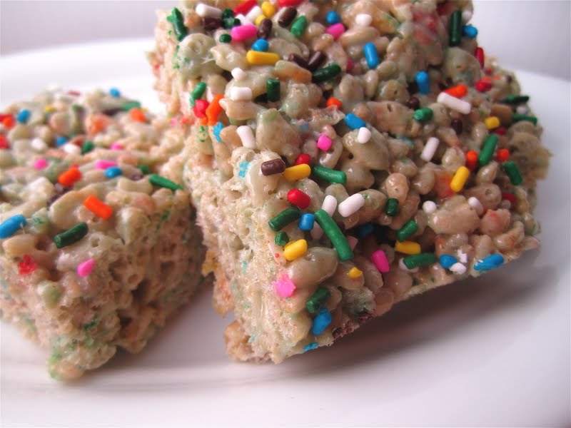 Stephanie Cooks Cake Batter Rice Krispie Treats stephanie-cooks-cake-batter-rice-krispie-treats