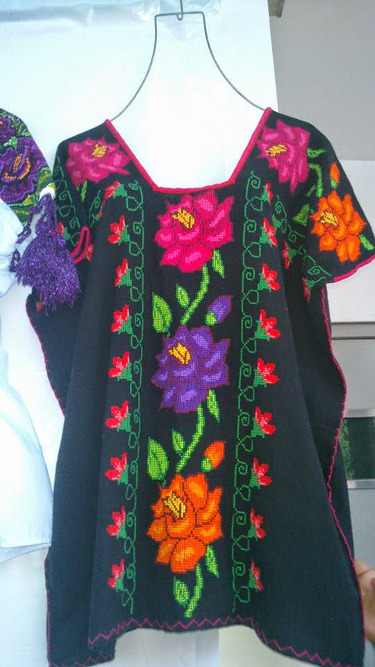Jaime Ramos Méndez: Artesanía textil michoacana - Vestido bordado a ... Jaime Ramos Méndez: Artesanía textil michoacana - Vestido bordado a ...