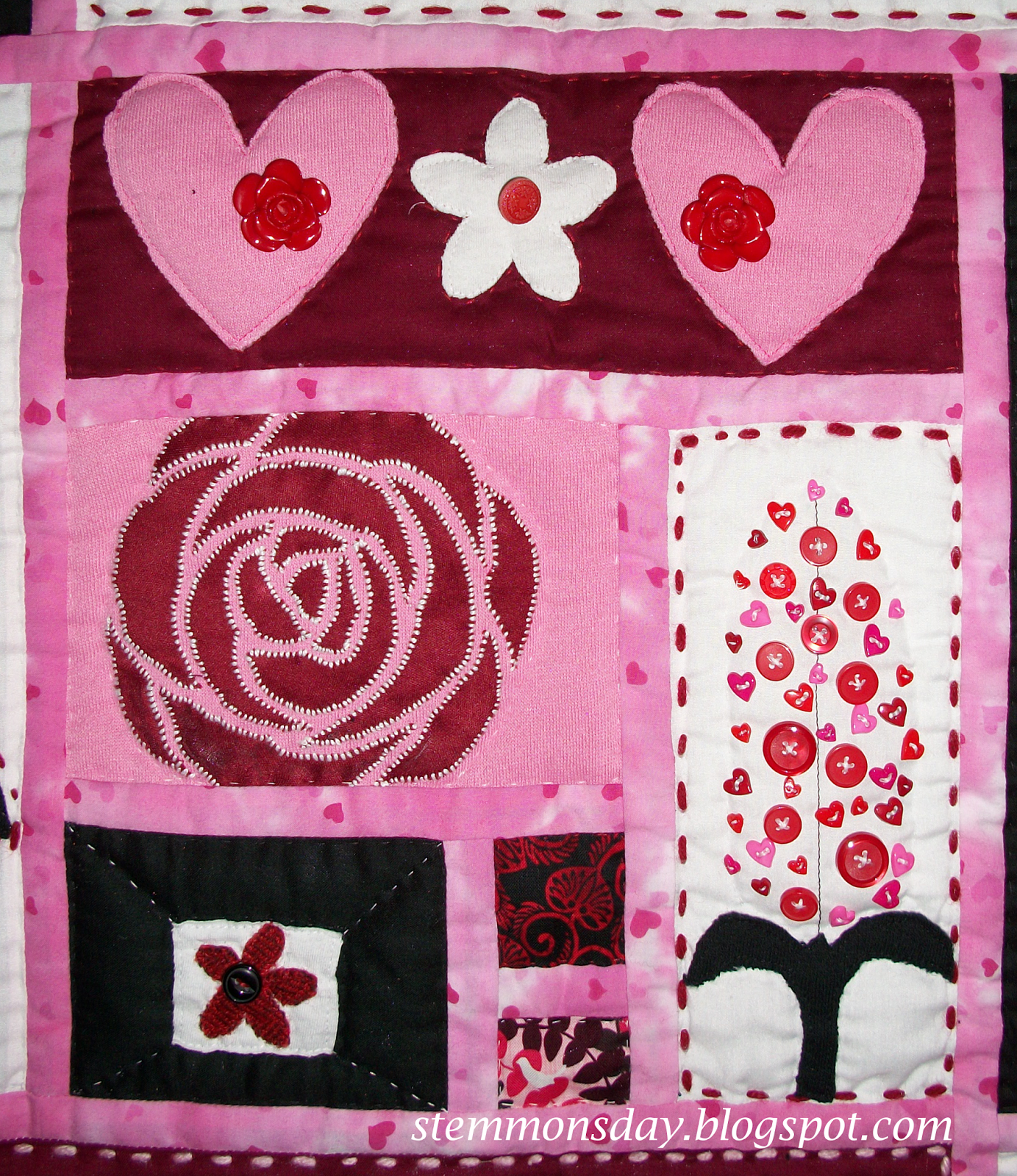 Stemmons Day: Valentine's Day Quilt