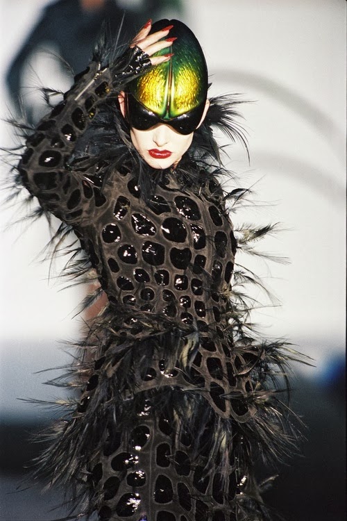FRANKIE SAVAGE: Haute Couture: Thierry Mugler 1997 FRANKIE SAVAGE: Haute Couture: Thierry Mugler 1997