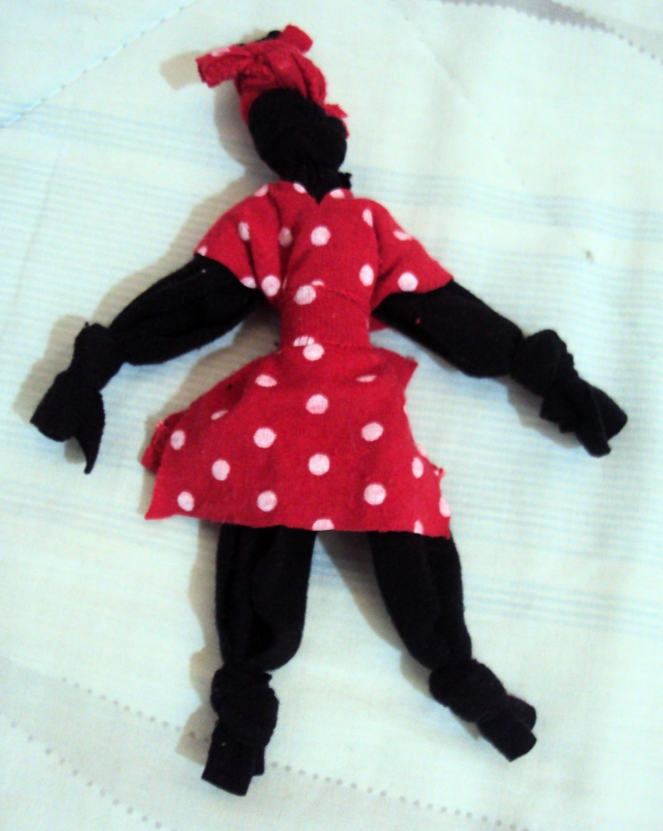 Cultura Escolar: BONECAS ABAYOMI