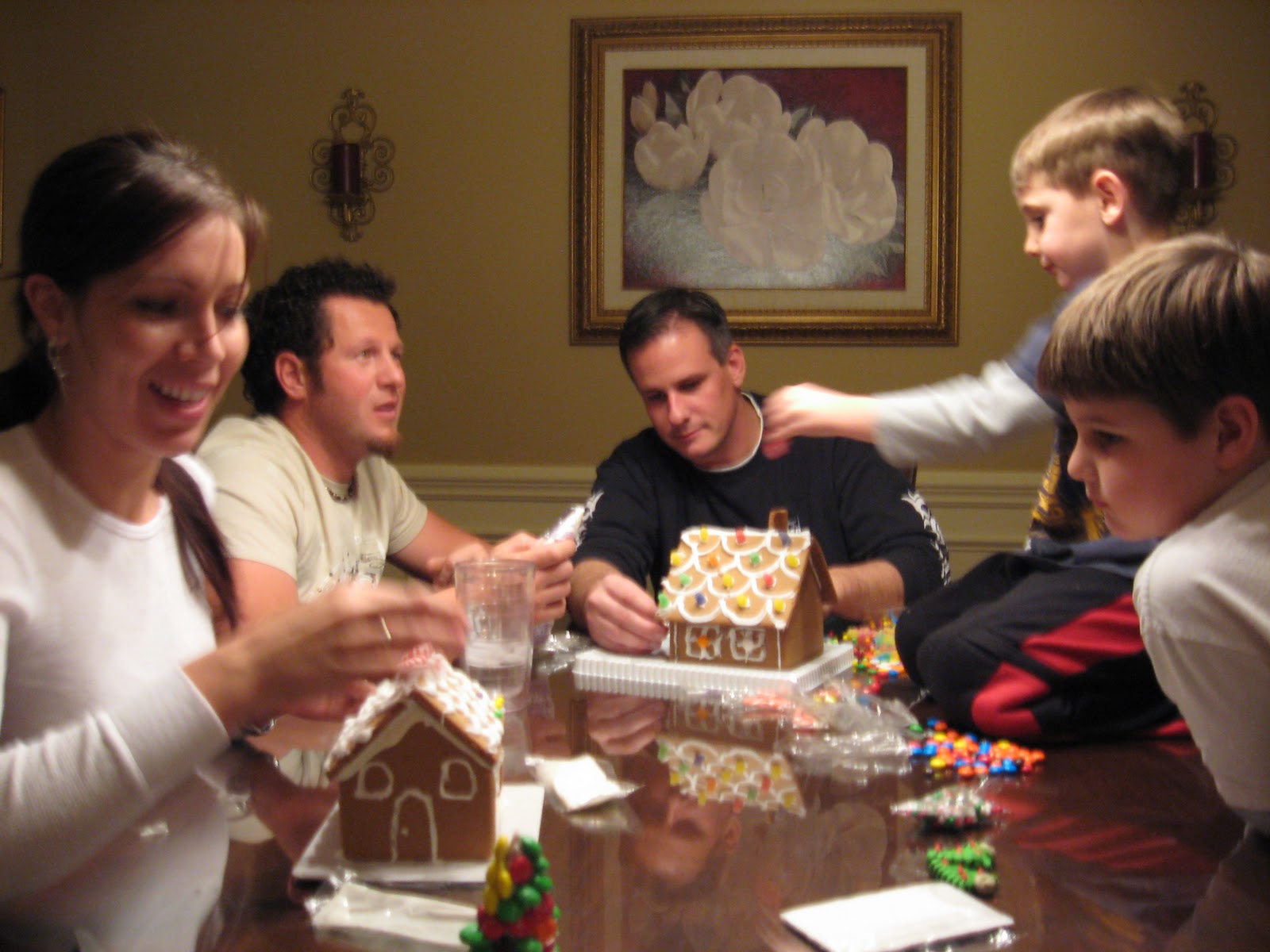 Teaching with TLC: Making gingerbread houses- a family tradition