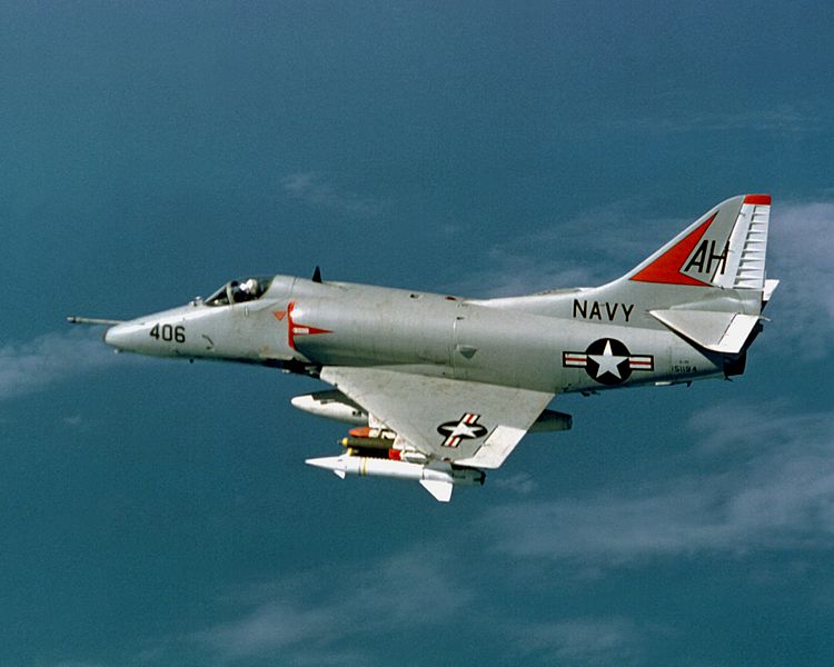 FOTOARMAS.COM: Mc. Donnell Douglas A-4 Skyhawk (USA)