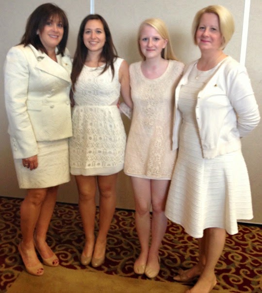 The Blush Blonde My Mom Goes Alpha Gam the-blush-blonde-my-mom-goes-alpha-gam