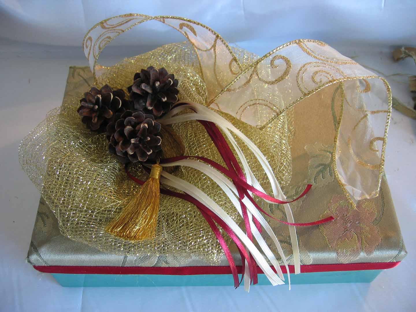 HARI CHAND FLORIST Gift Packing hari-chand-florist-gift-packing