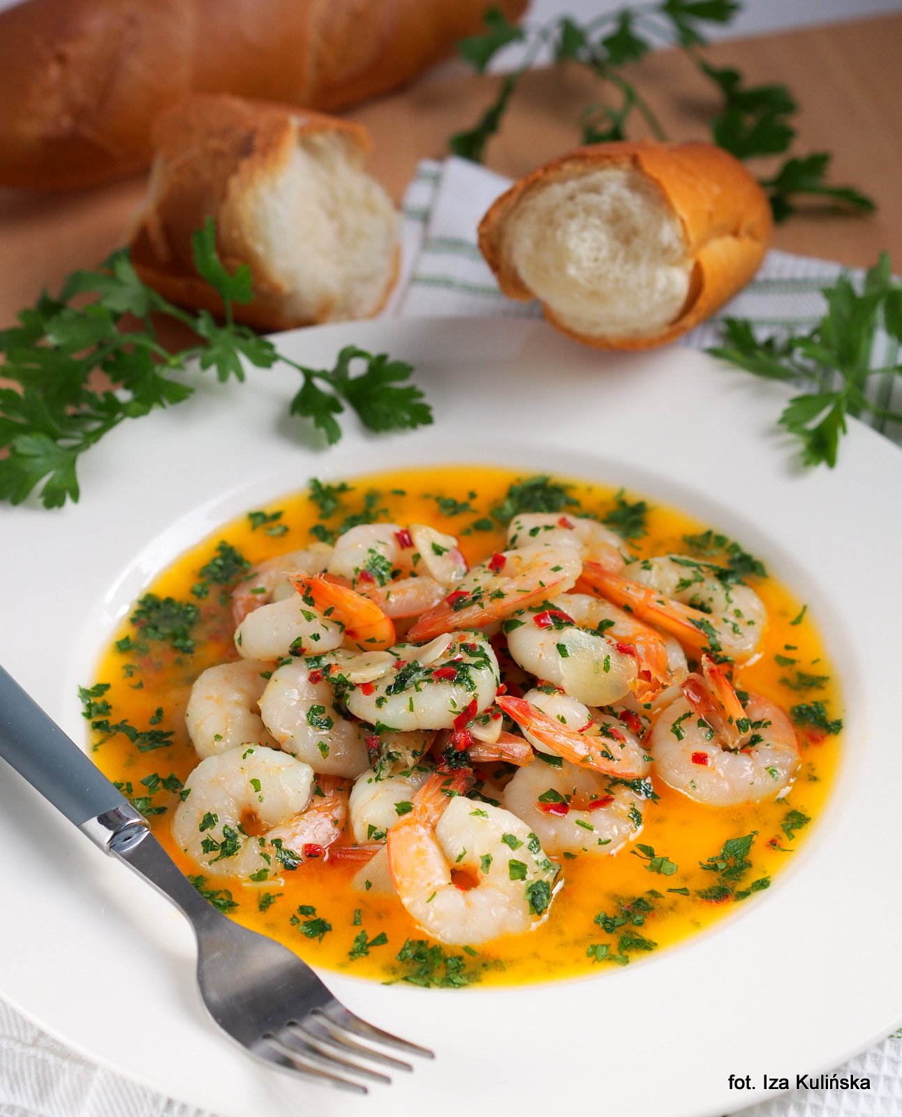 Szybki obiad. Krewetki tygrysie w maśle z czosnkiem i chilli | Smaczna Pyza