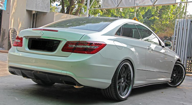 Mercedes-Benz E250 Coupe: Impressive Ingenious Modification Motorsport | Diverse Information