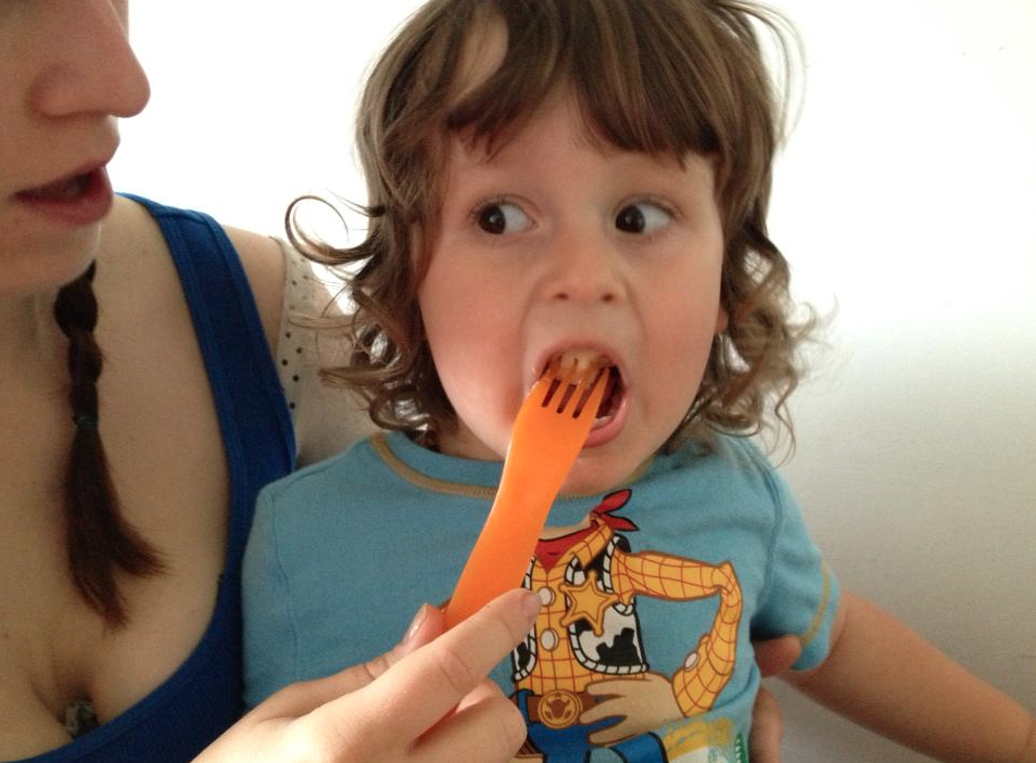 Natural Vegan Eco Mom Raw Vegan Toddler Snack Ideas Offering Plate natural-vegan-eco-mom-raw-vegan-toddler-snack-ideas-offering-plate