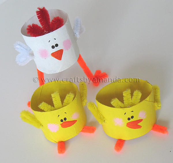 Cardboard Tube Chicken: The Farm Series - Crafts by Amanda