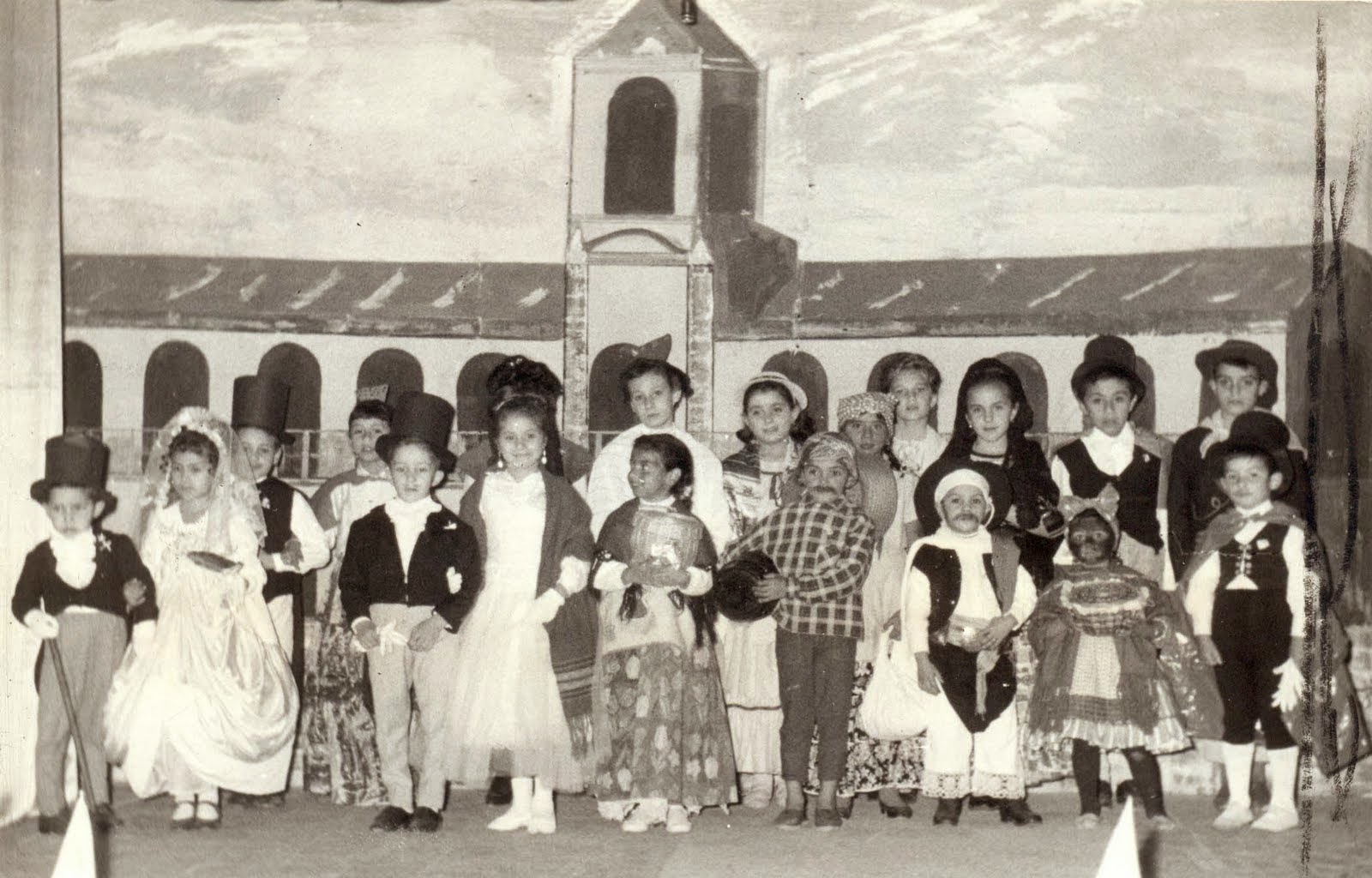 Cambio y Permanencia - Jóvenes del Bicentenario IV: Cómo era la niñez y ...