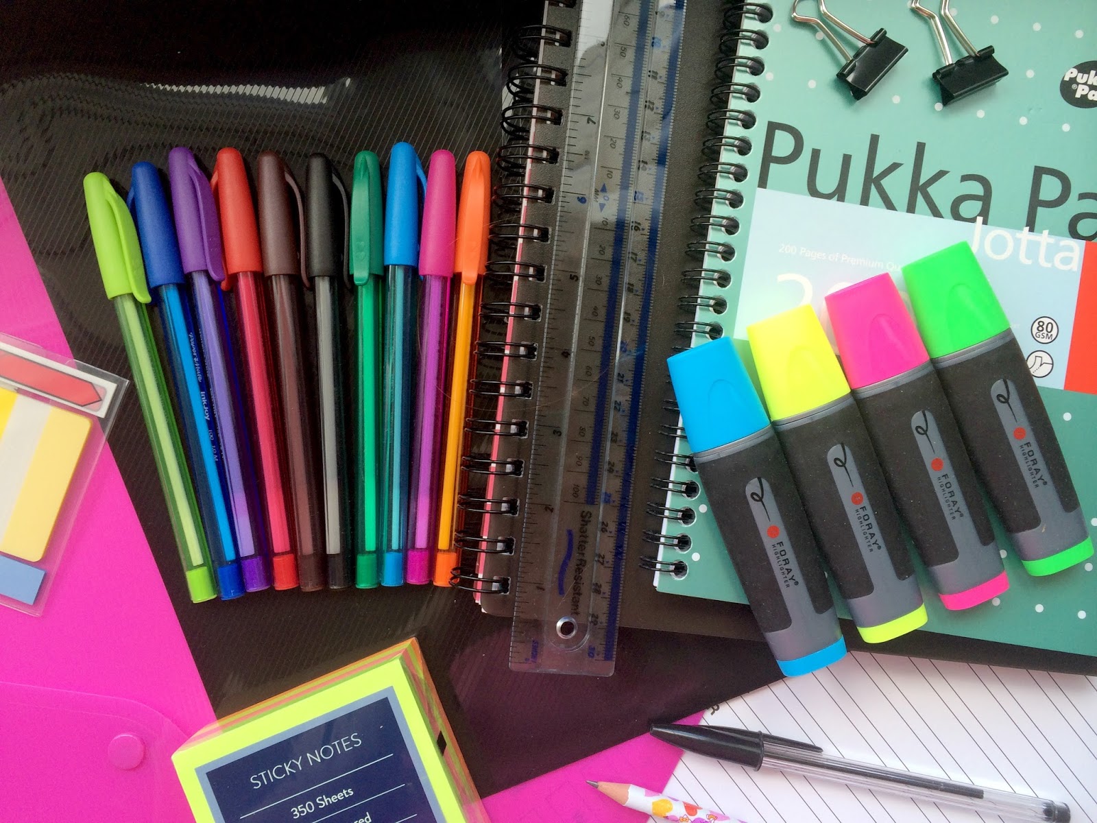 BACK TO SCHOOL ESSENTIAL SUPPLIES Amyjanealice back-to-school-essential-supplies-amyjanealice