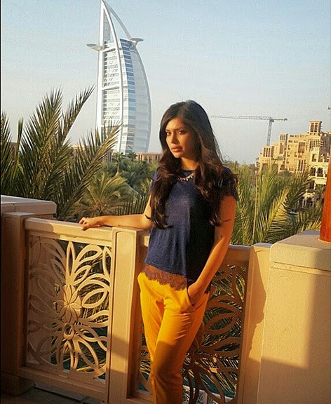 Welcome To Cute Blog: Niloofar Behboodi