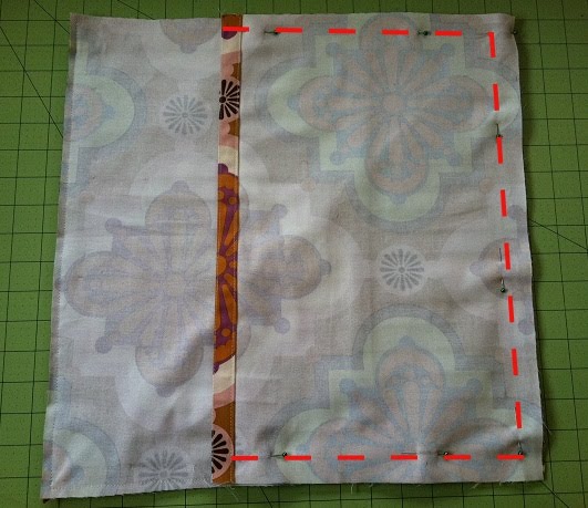 Strippy Pillow Tutorial | Quilting in the Rain