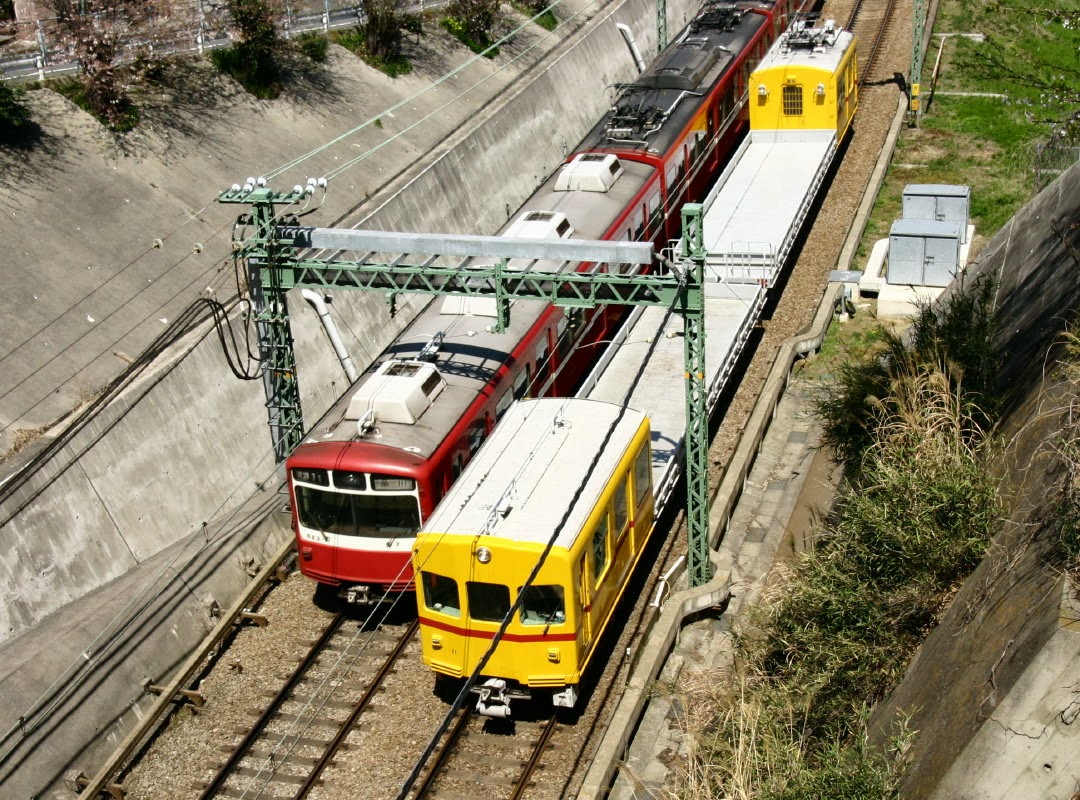 実例に見る日英対訳（34） 「ロングテイル長尾」のスーパー「EXIT」 - neorail.jp