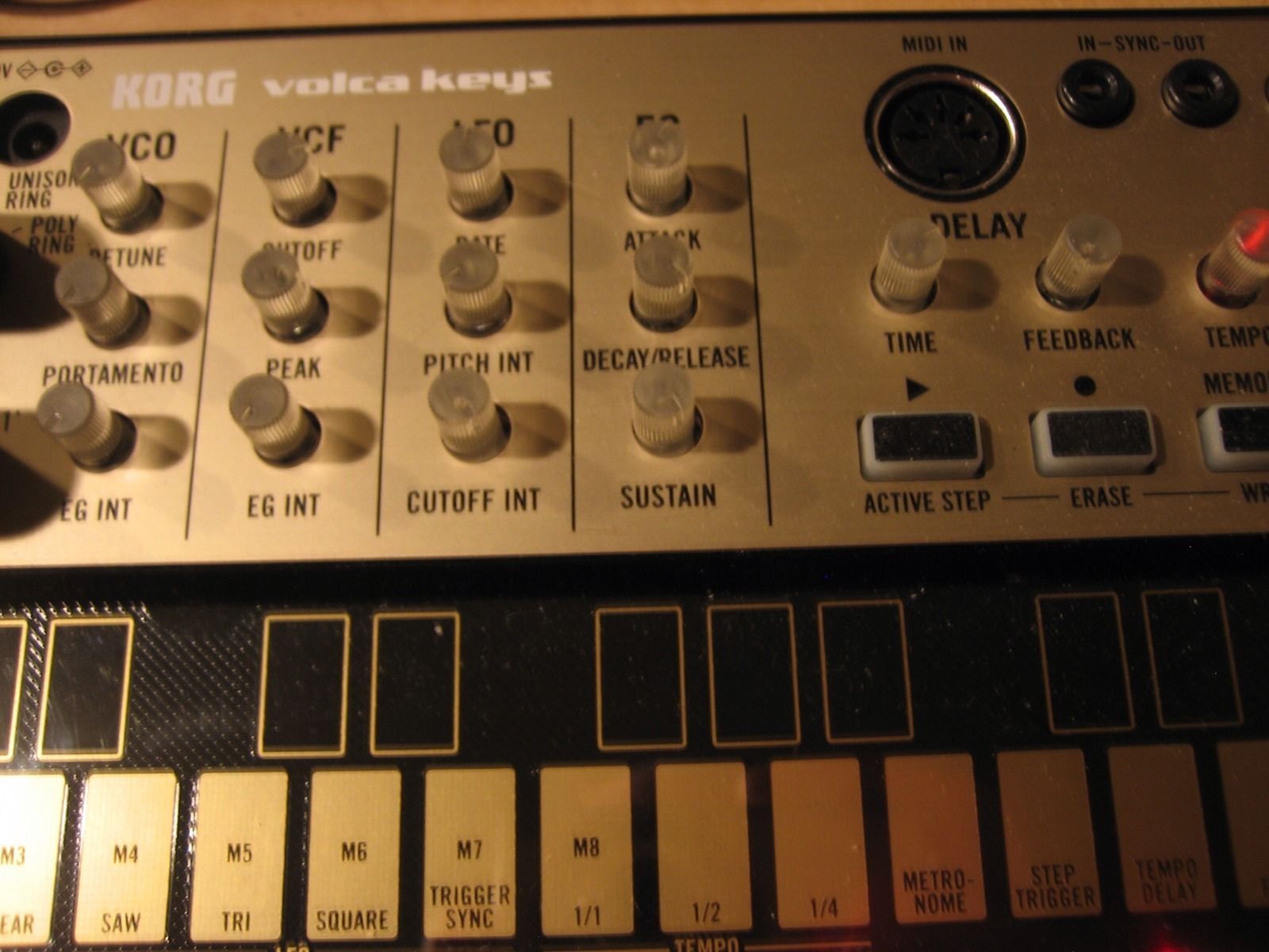 MATRIXSYNTH-B: korg volca keys