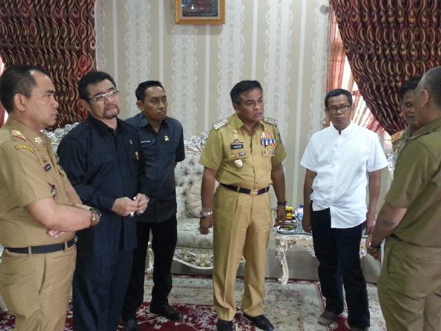 Bupati Sambut Anggota DPRD Sulawesi Selatan di Rujab | Boneterkini Bupati Sambut Anggota DPRD Sulawesi Selatan di Rujab | Boneterkini