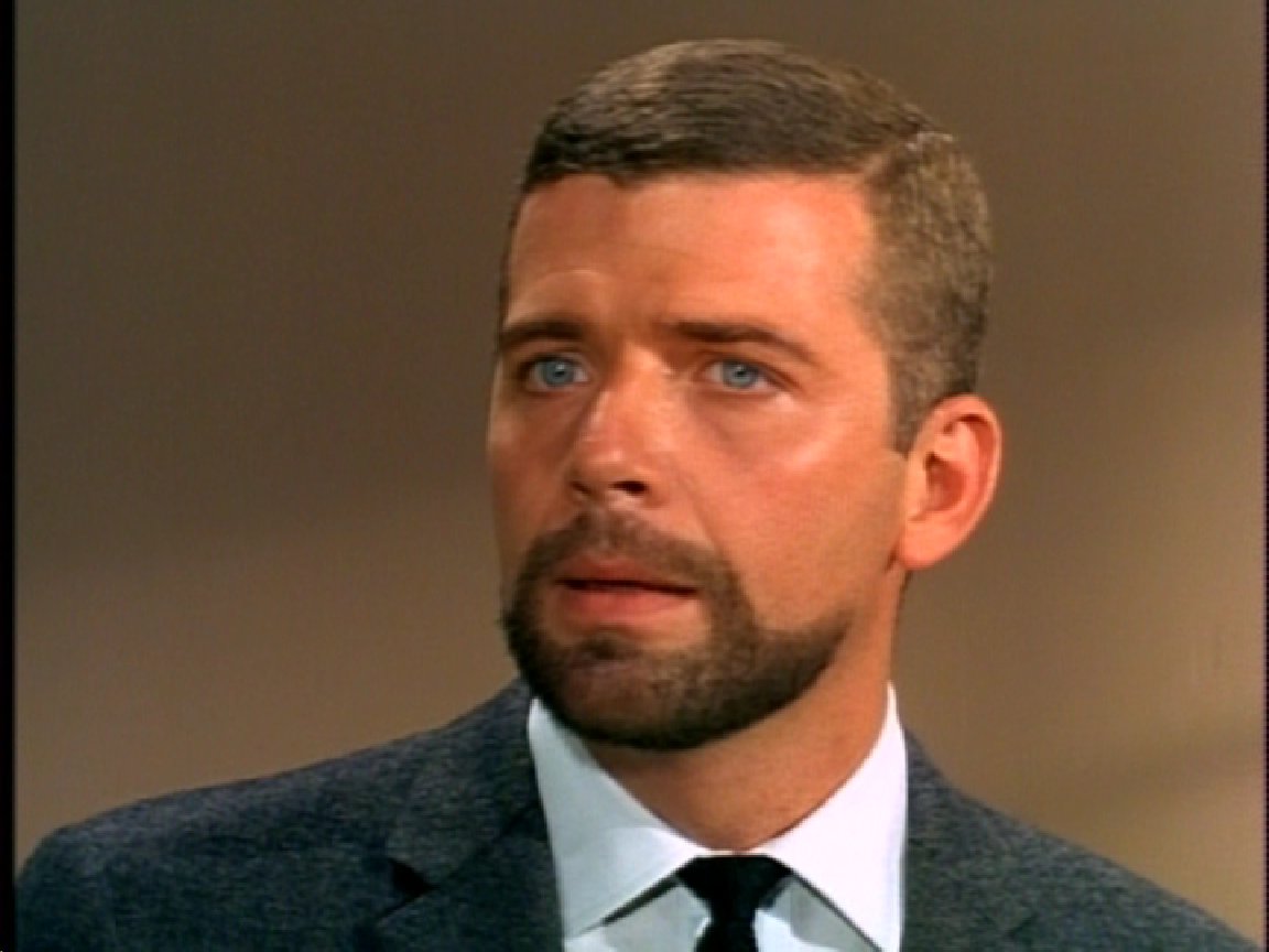 Robert Reed Net Worth - Short bio, age, height, weight Robert Reed Net Worth - Short bio, age, height, weight