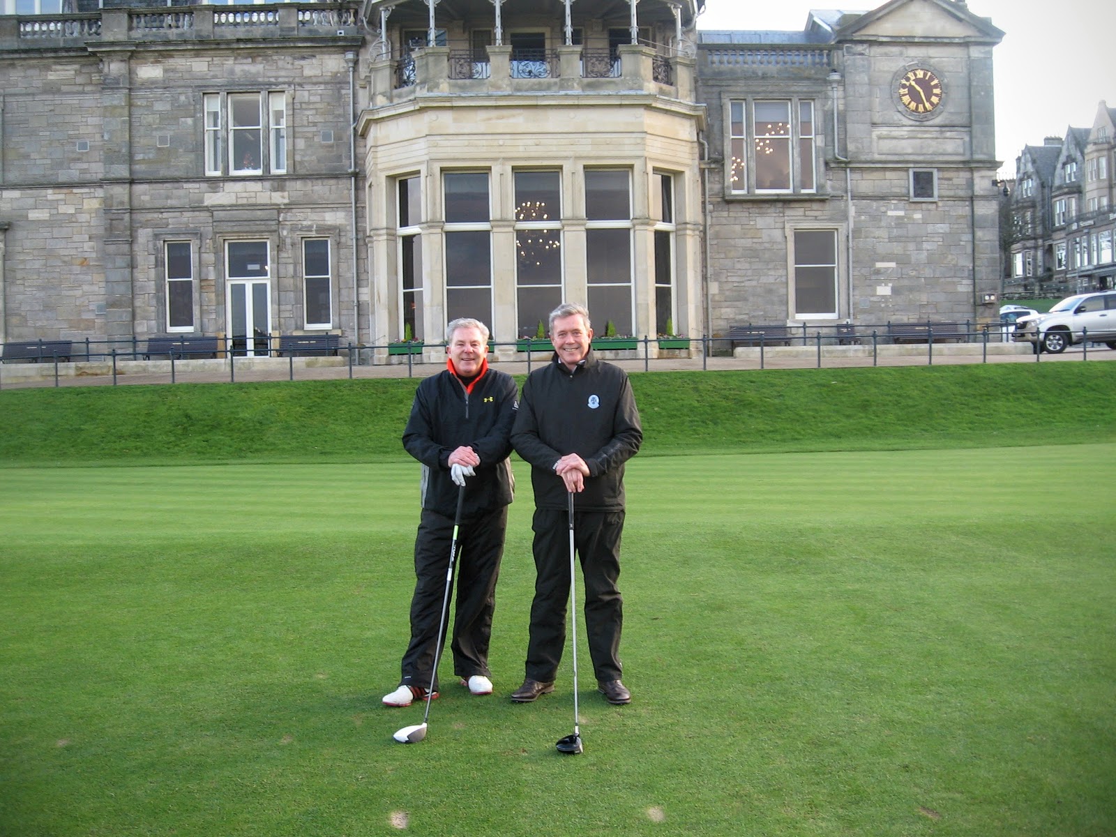 Caddie Golf Tours: Winter Golf St Andrews Caddie Golf Tours: Winter Golf St Andrews