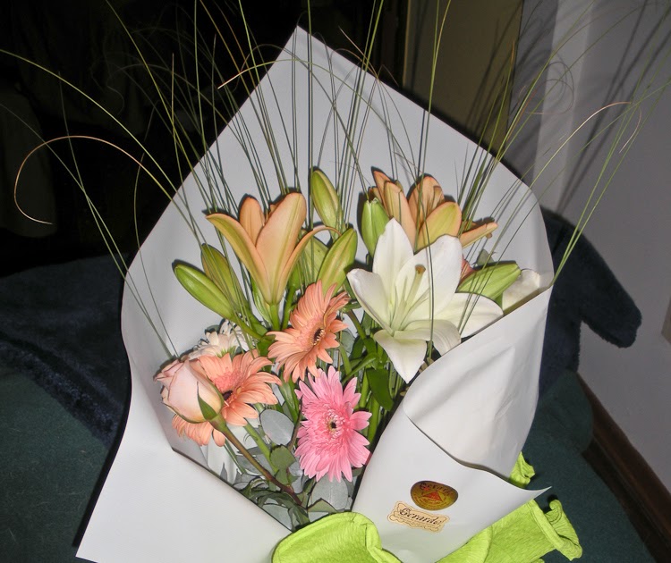 Committed Stitcher: Flowers!