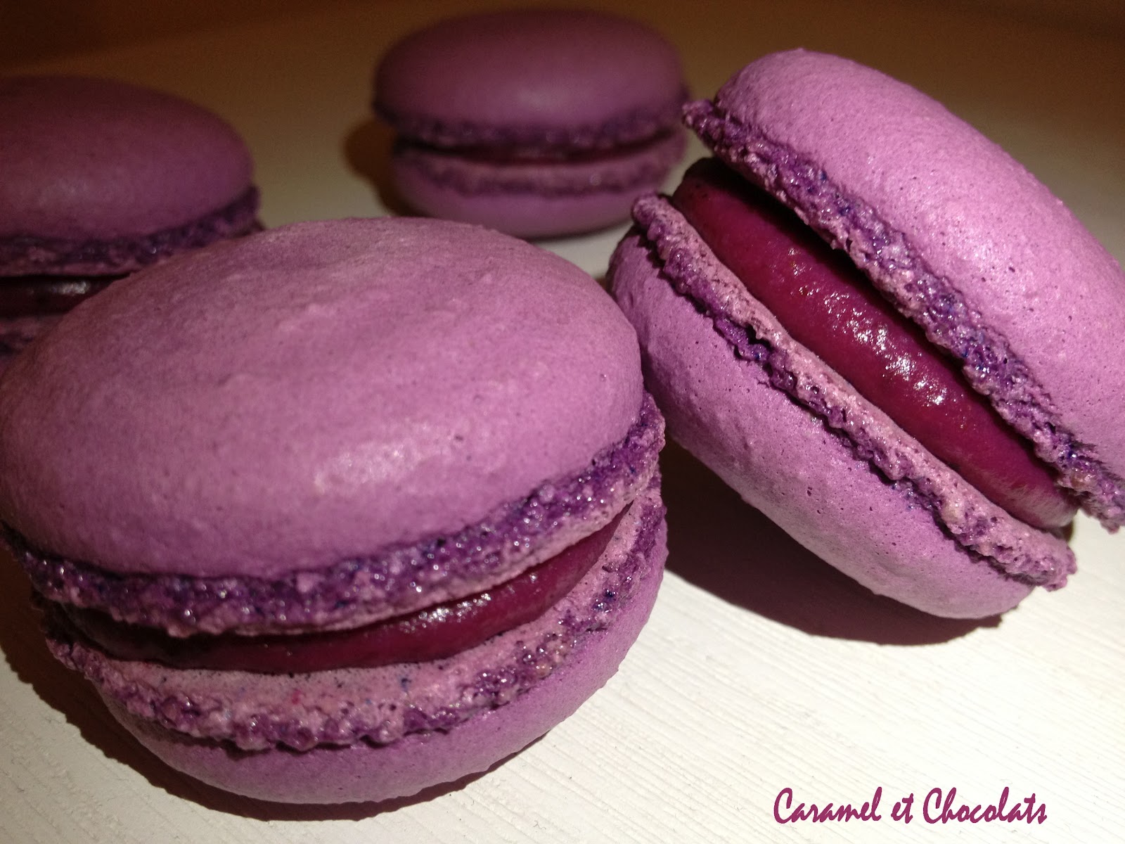 Macarons au cassis