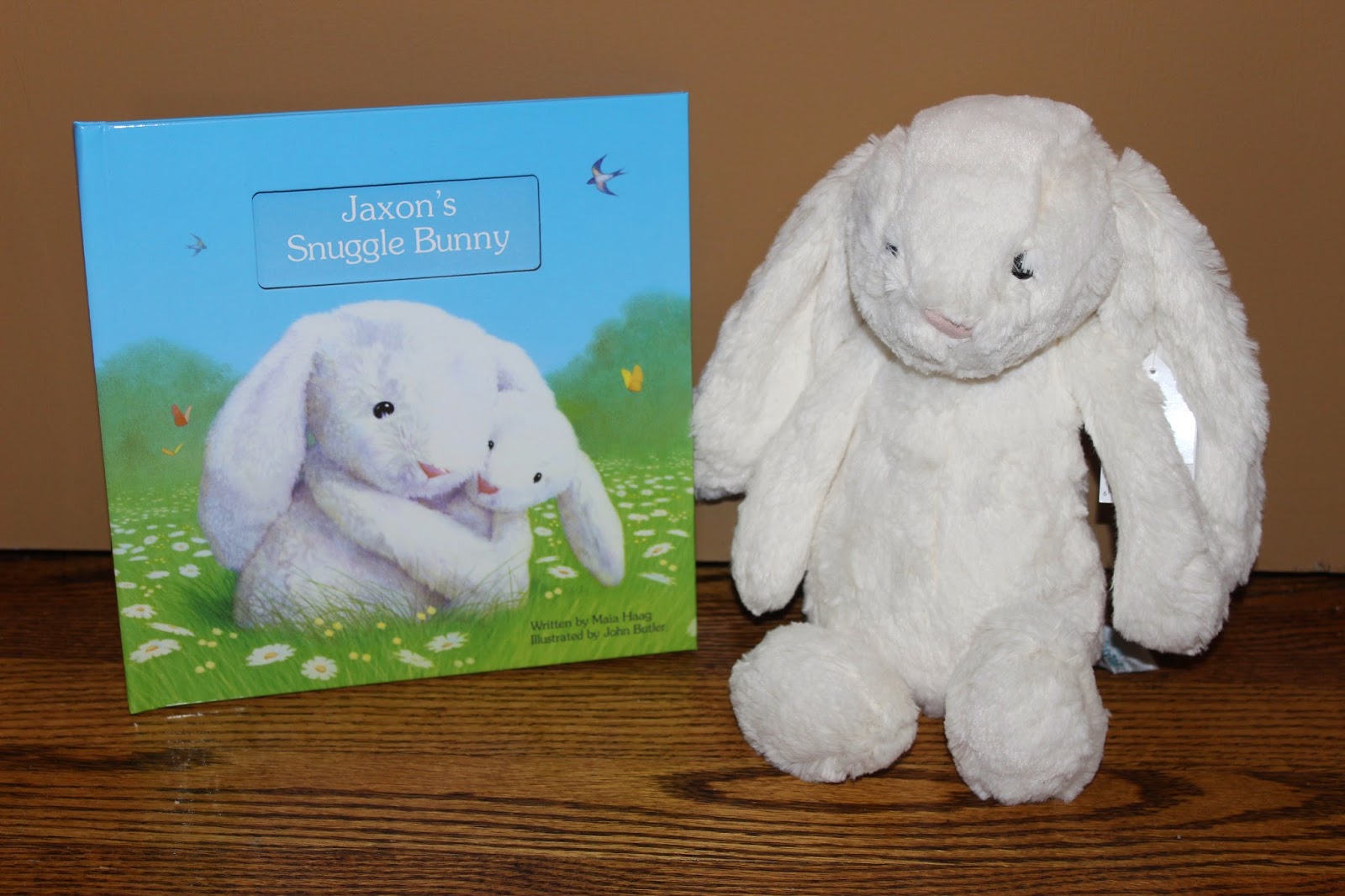 Trying To Go Green: I See Me Personalized books My Snuggle Bunny Gift Set