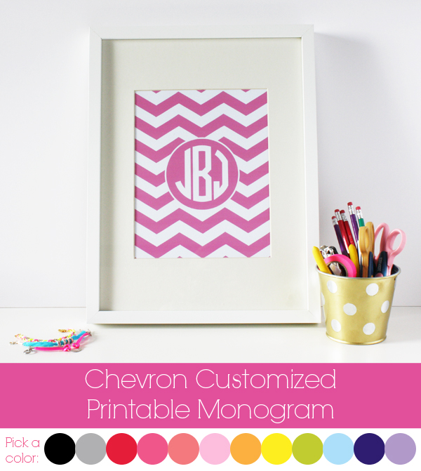 Two It Yourself: DIY baby gift: Monogrammed Chevron peg frame