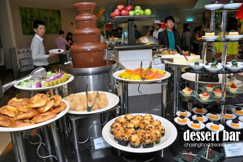 CHASING FOOD DREAMS: Swez Brasserie, Eastin Hotel Petaling Jaya: A Taste of Street Bazaar ...