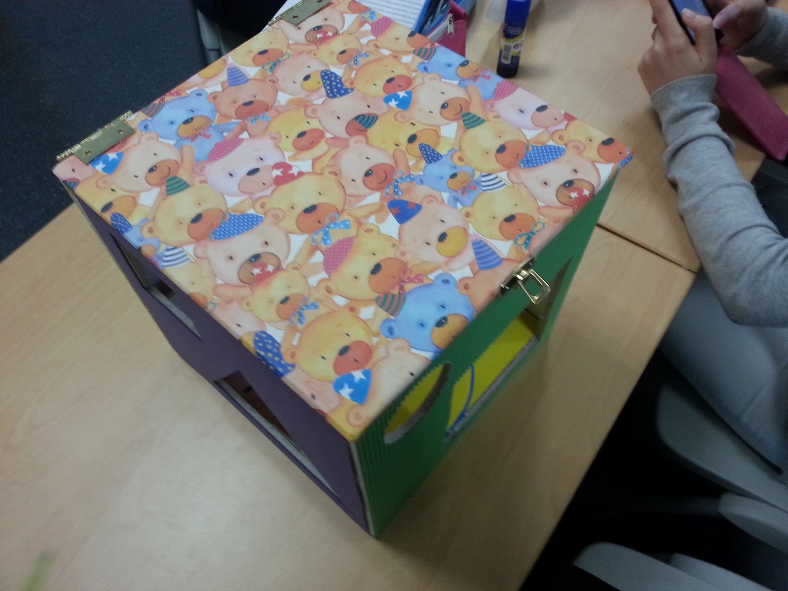 Materiales para alumnos de Educación Infantil: La caja Mágica