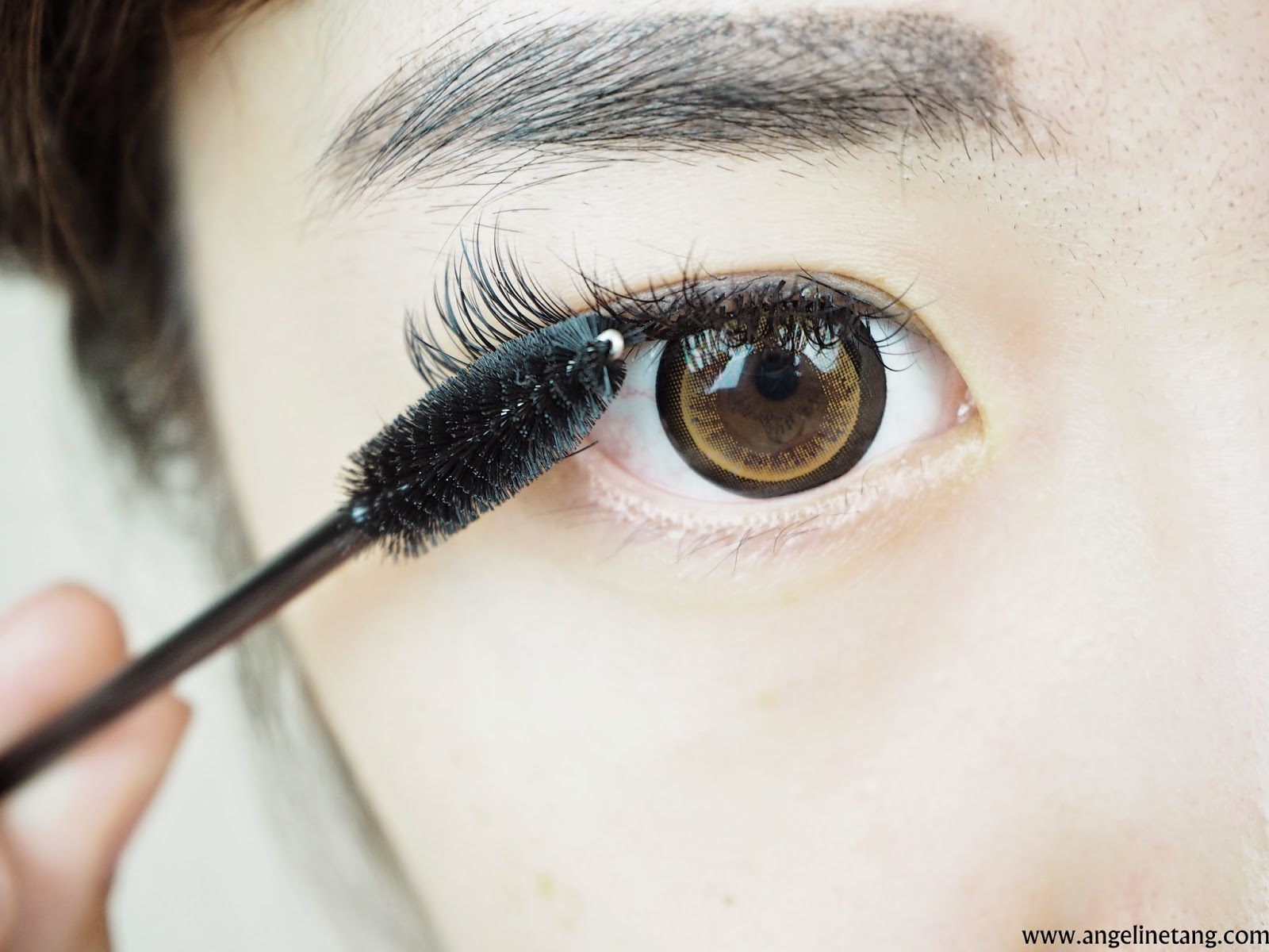 9D Flutter Eyelash Extension by E Image | angelinetang.com