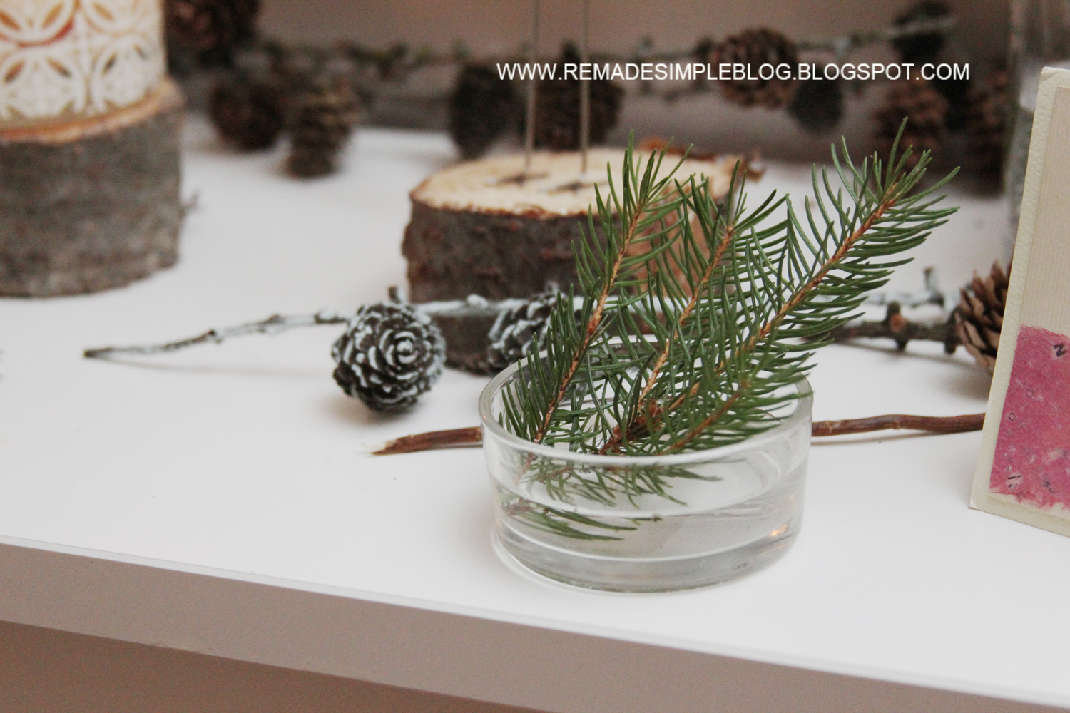 ReMadeSimple Simple Winter Display Ideas remadesimple-simple-winter-display-ideas