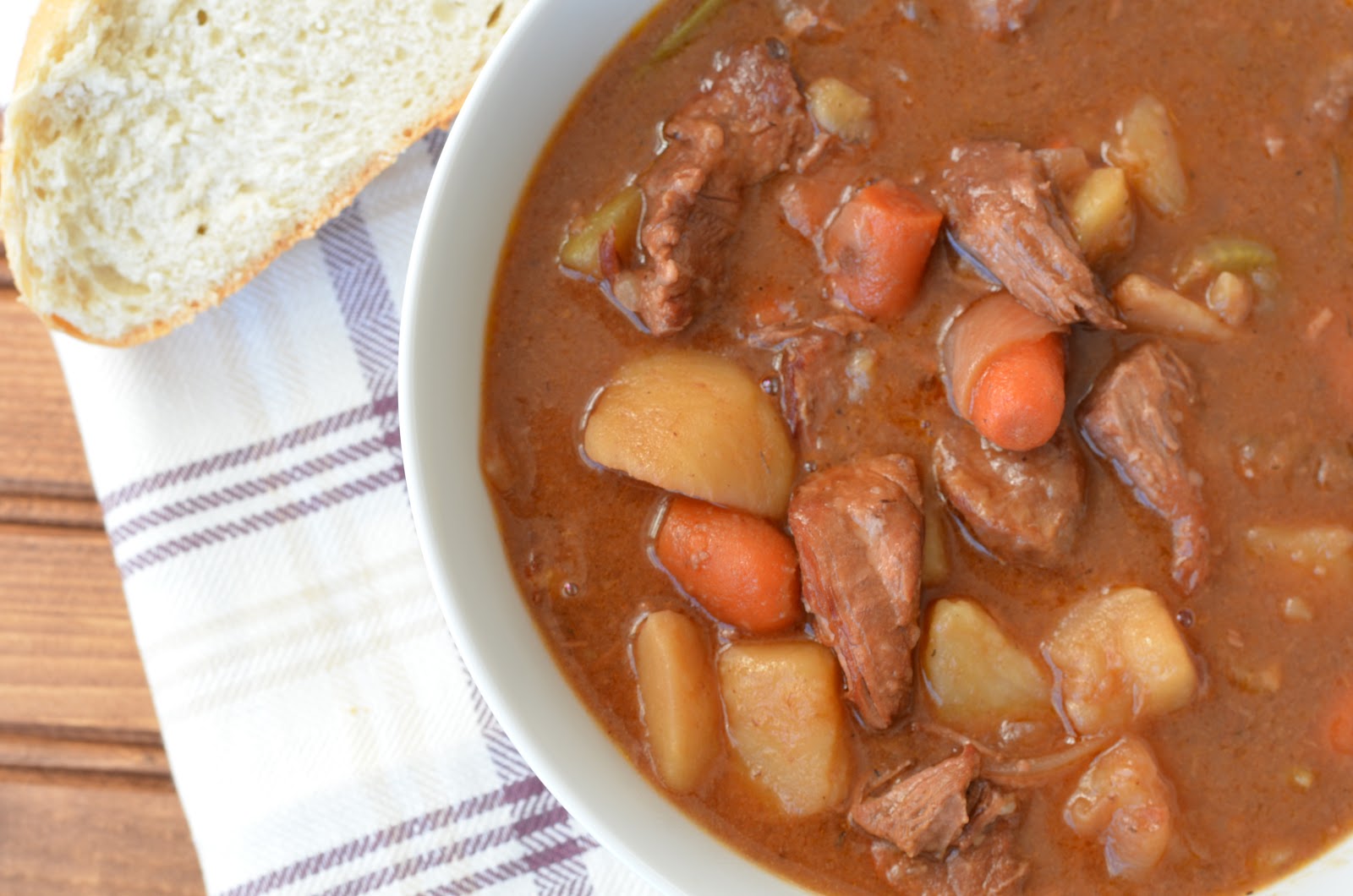 The Savvy Kitchen: Slow Cooker Drunken Irish Beef Stew