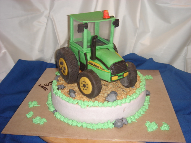 Como hacer una tarta con fondant de un tractor - Imagui