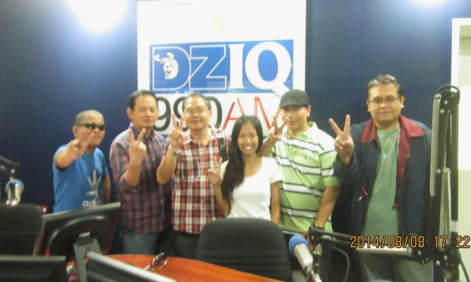 Wazzup Pilipinas bloggers (including myself) as guests at Radyo ... Wazzup Pilipinas bloggers (including myself) as guests at Radyo ...
