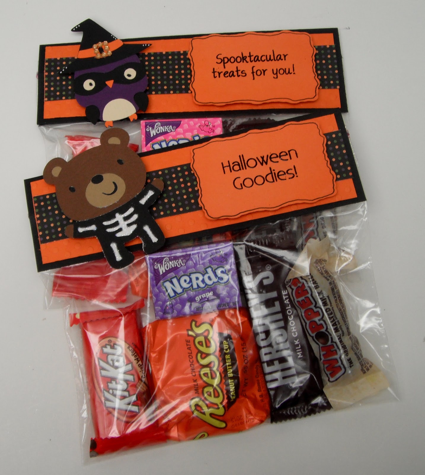Scrapping Runner Creations Halloween Treat Bags scrapping-runner-creations-halloween-treat-bags