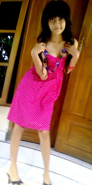 Hot Actress Wallpaper: Anak smp lagi narsis