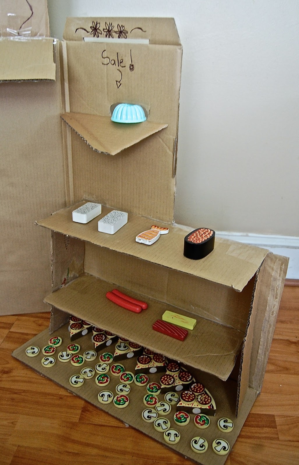 DIY Kid s Cardboard Market Stand Peace Love Organic Mom diy-kid-s-cardboard-market-stand-peace-love-organic-mom
