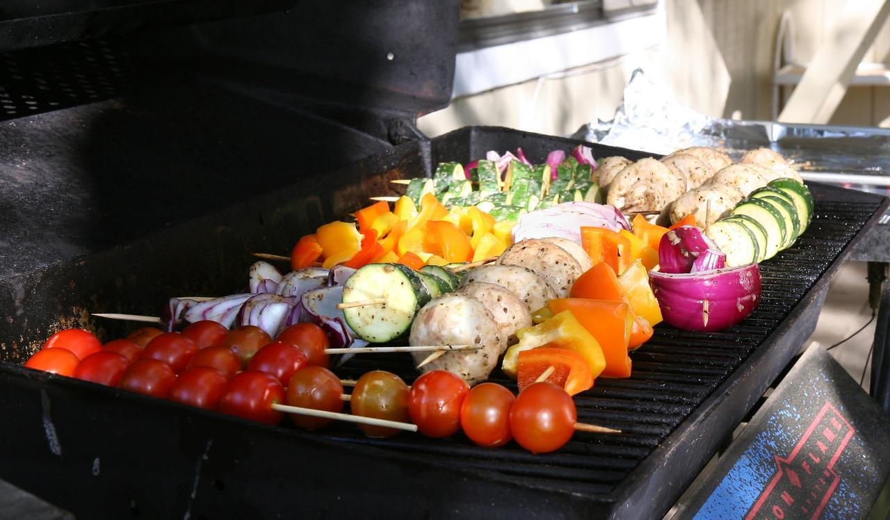Brighton Ford : 9 Great Grilling Tips