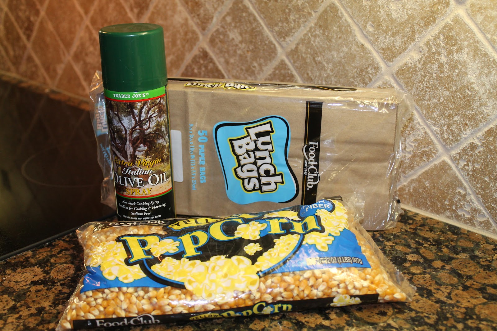 Texas Homemaking: Simple Living :: DIY Microwave Popcorn