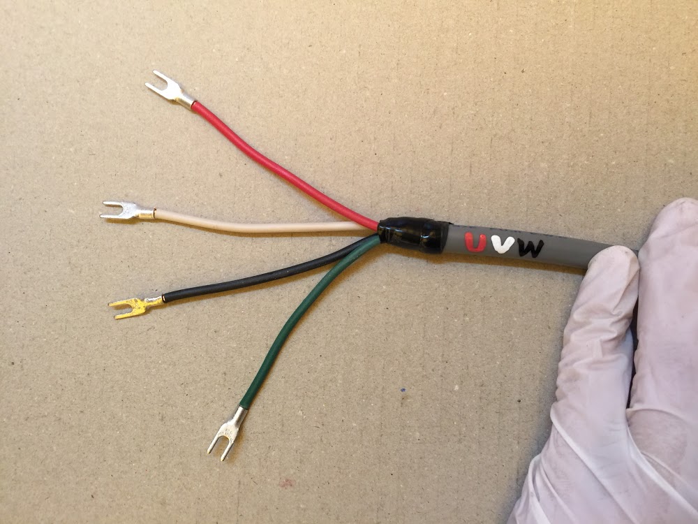 yk-memo: UVW端子の色