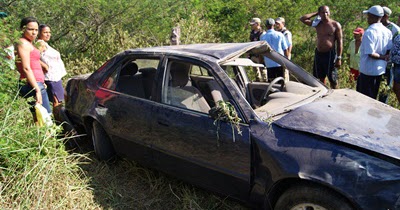 PORTAL DO CLERISTON SILVA - O portal de notícias de Serrinha e região: Capotamento deixa um ...