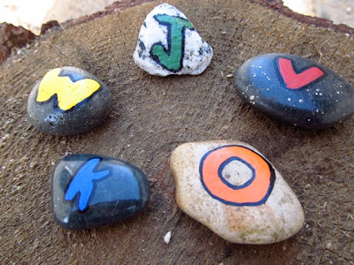 Backyard Nature Fun: Alphabet Rocks - GoExploreNature.com