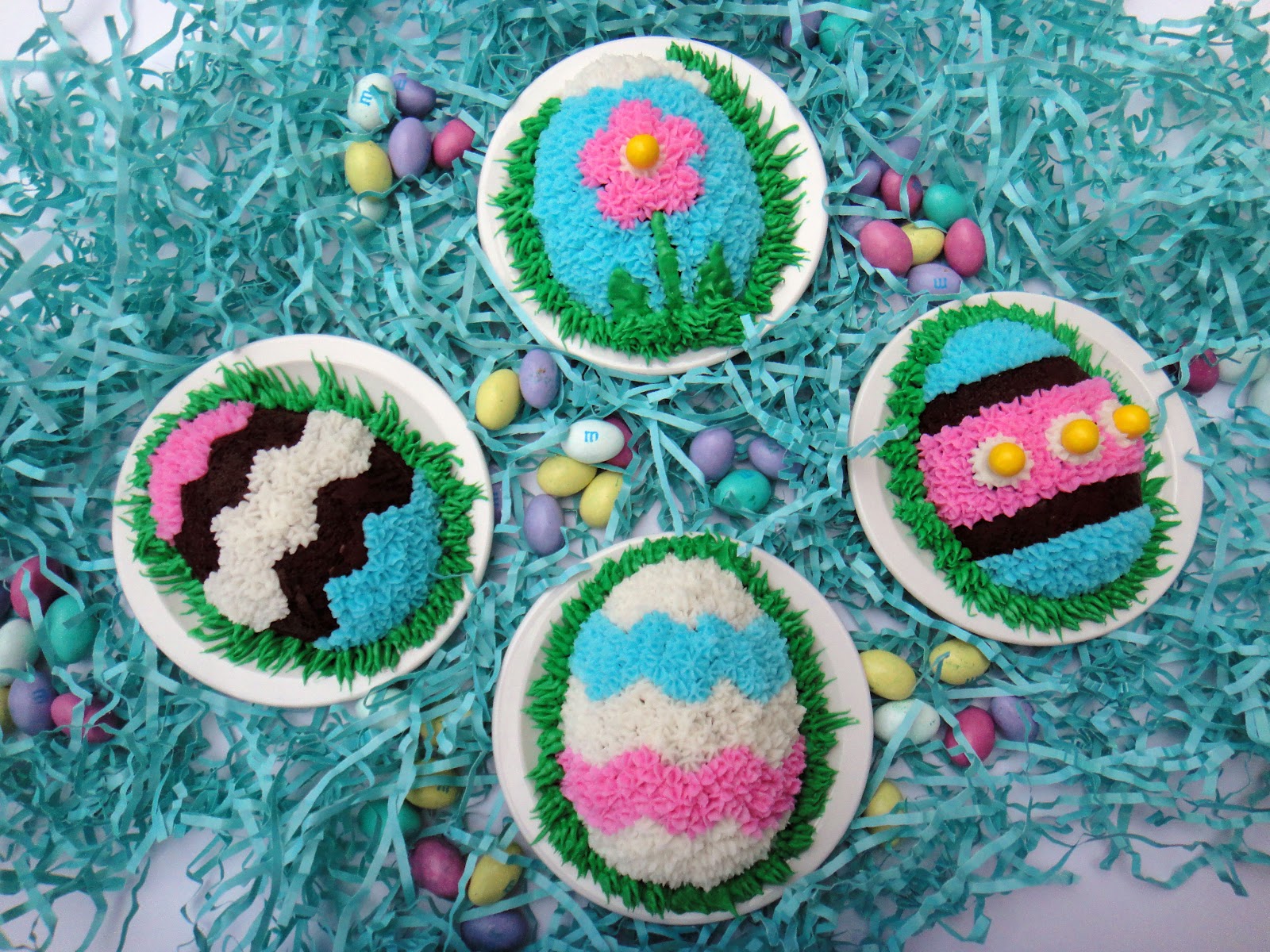 Easter Egg Mini Cakes