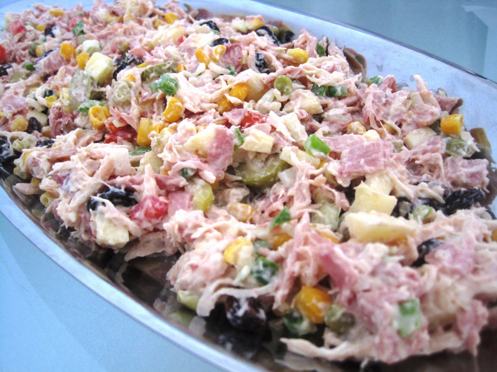 Humm.. Que delícia!!: Salada de peito de frango defumado Humm.. Que delícia!!: Salada de peito de frango defumado