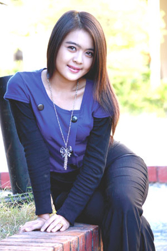 Charming Myanmar Model May Thet Khine ~ Myanmar Models Blog